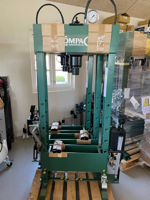 Compac Værkstedspresse FP 30 – BNMASKINER